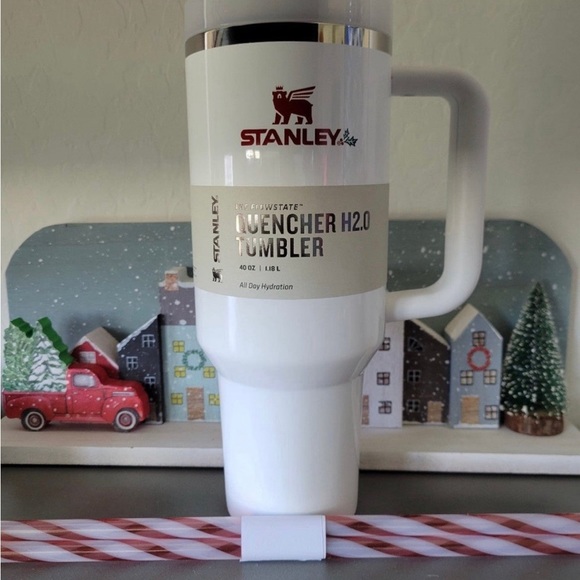 Stanley | Other | New In Hand Stanley H2 Mistletoe Twist Limited ...